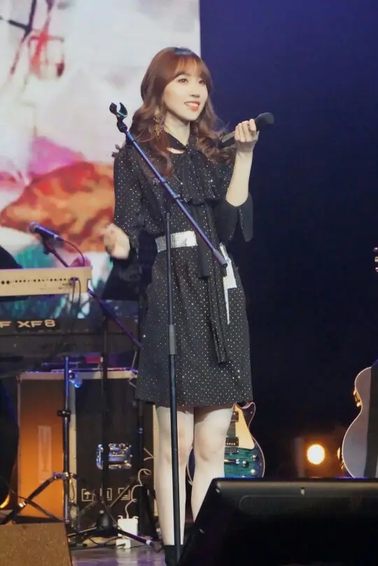 Mingyang Entertainment—Beauty Star-Liu Ruiqi - iMedia