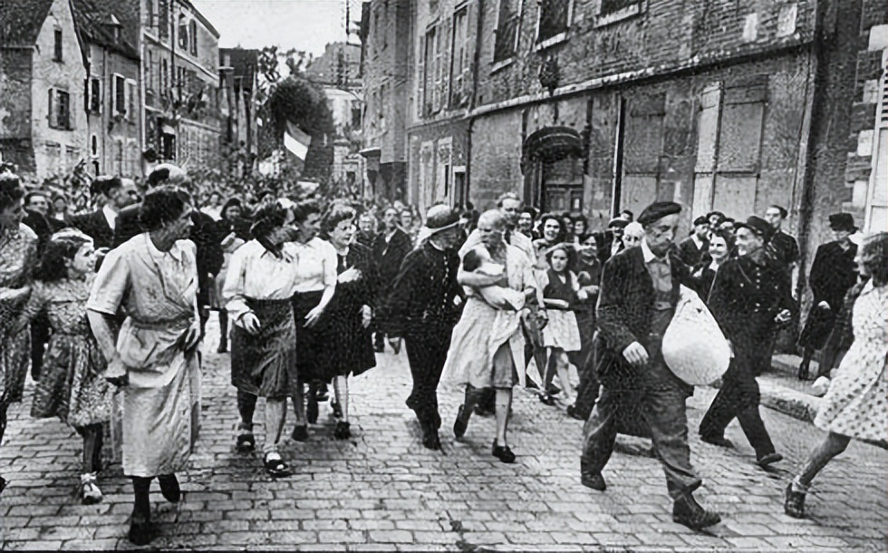 France has an extremely immature grasp of the law on the use of force ...