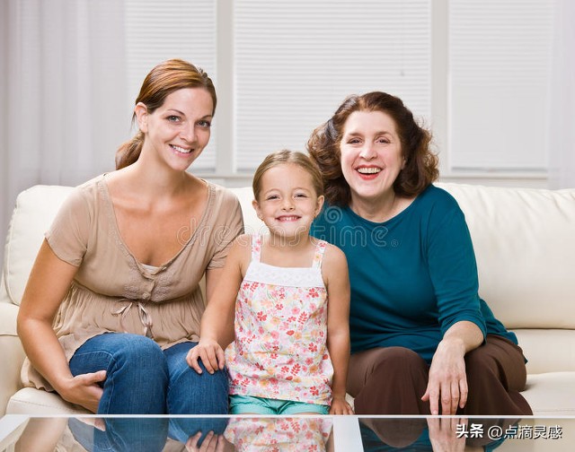 The Way to a Happy Life for Middle-aged and Elderly People: Pay ...