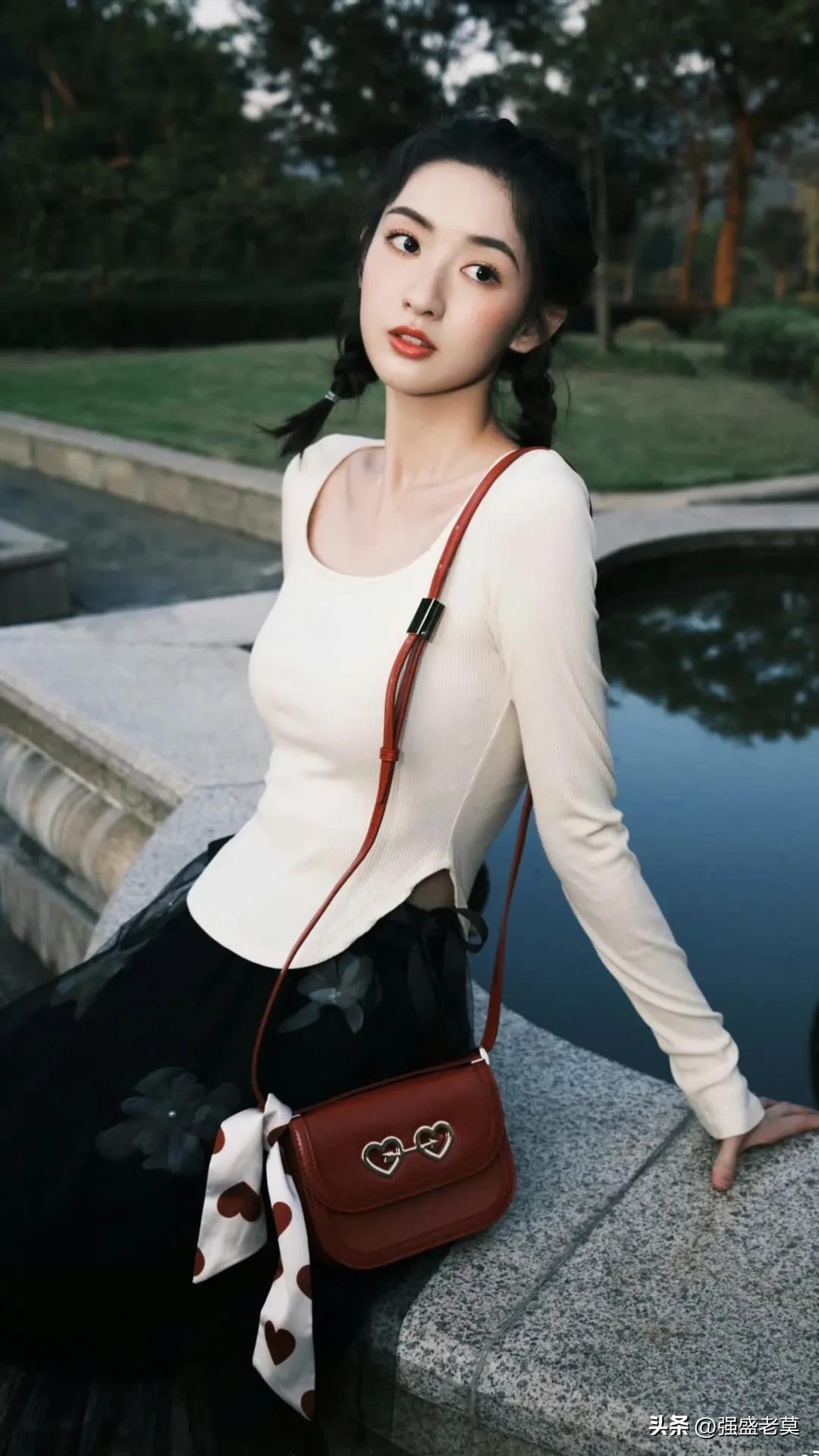 Wang Yuwen's amazing photo - iNEWS