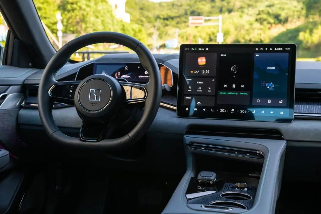 The perfect form of "hexagonal warrior", what is the origin of the ME ...