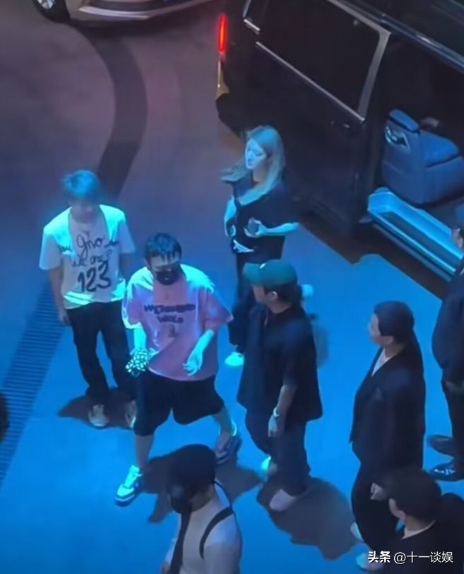 Wang Sicong appeared in the bar and there was a big battle. Six ...