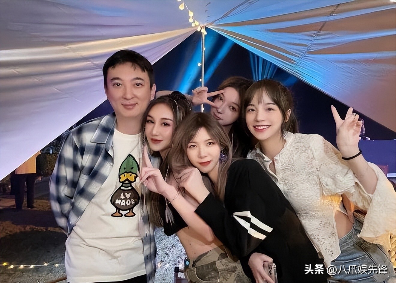 Wang Sicong's new girlfriend made a high-profile show of love, and the ...