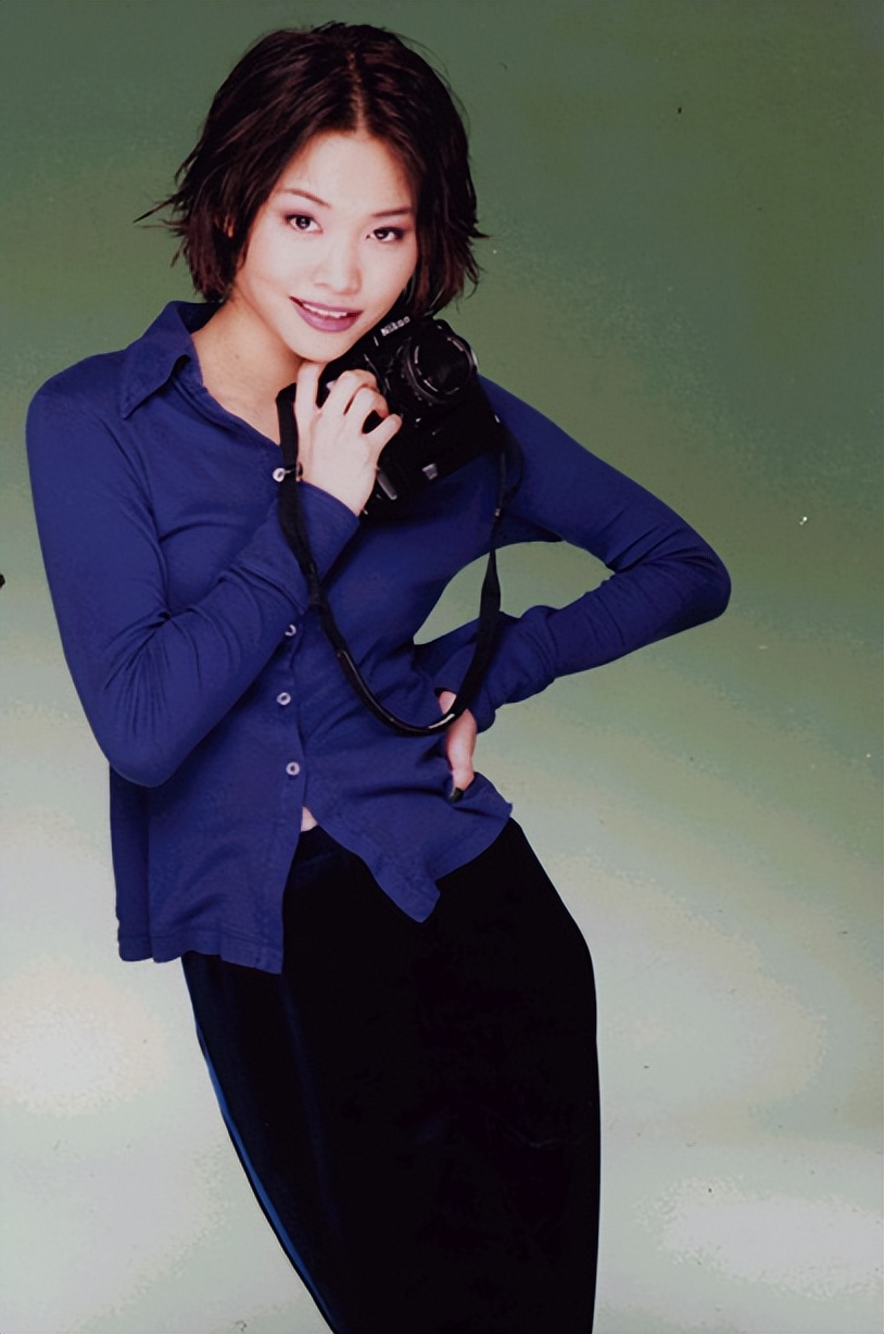 Xu Meijing: Once comparable to Faye Wong, but was driven crazy by two boyfriends, and her family ...