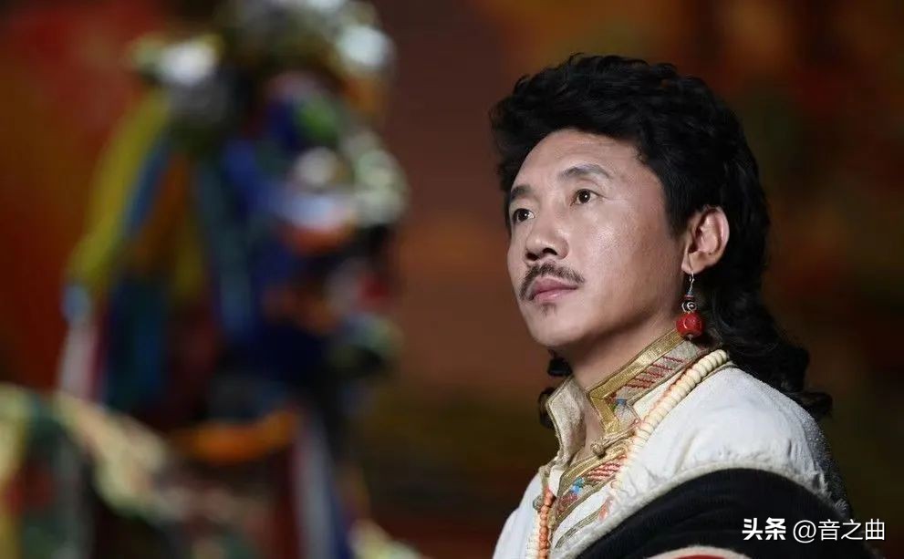The famous Tibetan singer Rongzhong Erjia has 16 Tibetan songs, each of ...