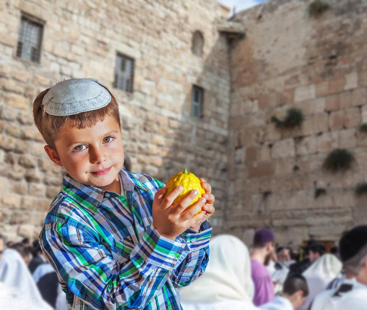 People with this surname may not be descendants of Chinese people, but ...