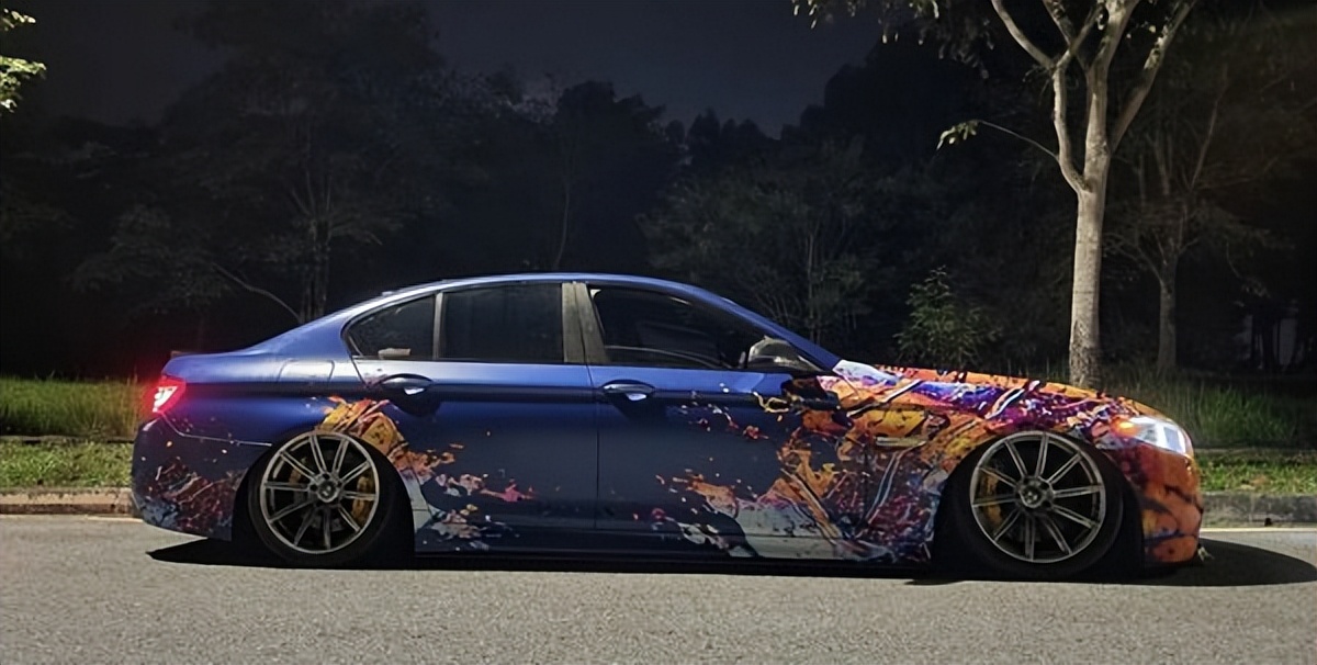 BMW 5 Series F18 modified with AIRBFT air shock absorption is dazzling ...