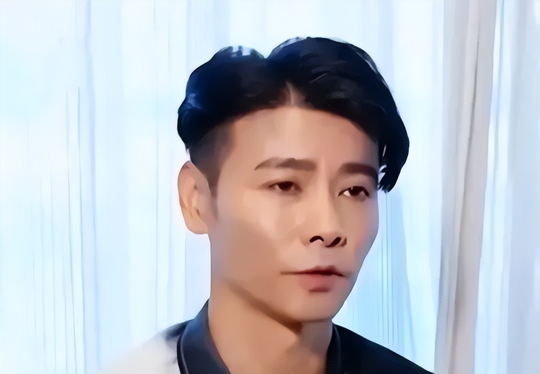 48-year-old action actor Zhang Jin: Kung fu scenes are seriously ...