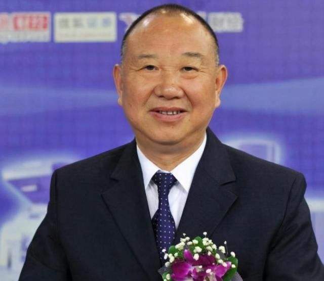 Dai Wenjun: How did it rise from a small store to a delicious duck neck ...