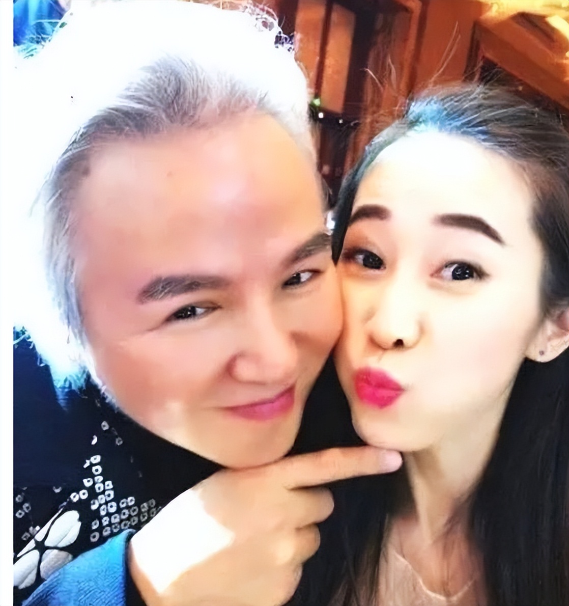 "Player" Zhang Ting: Provoked his wife, robbed her husband and ...