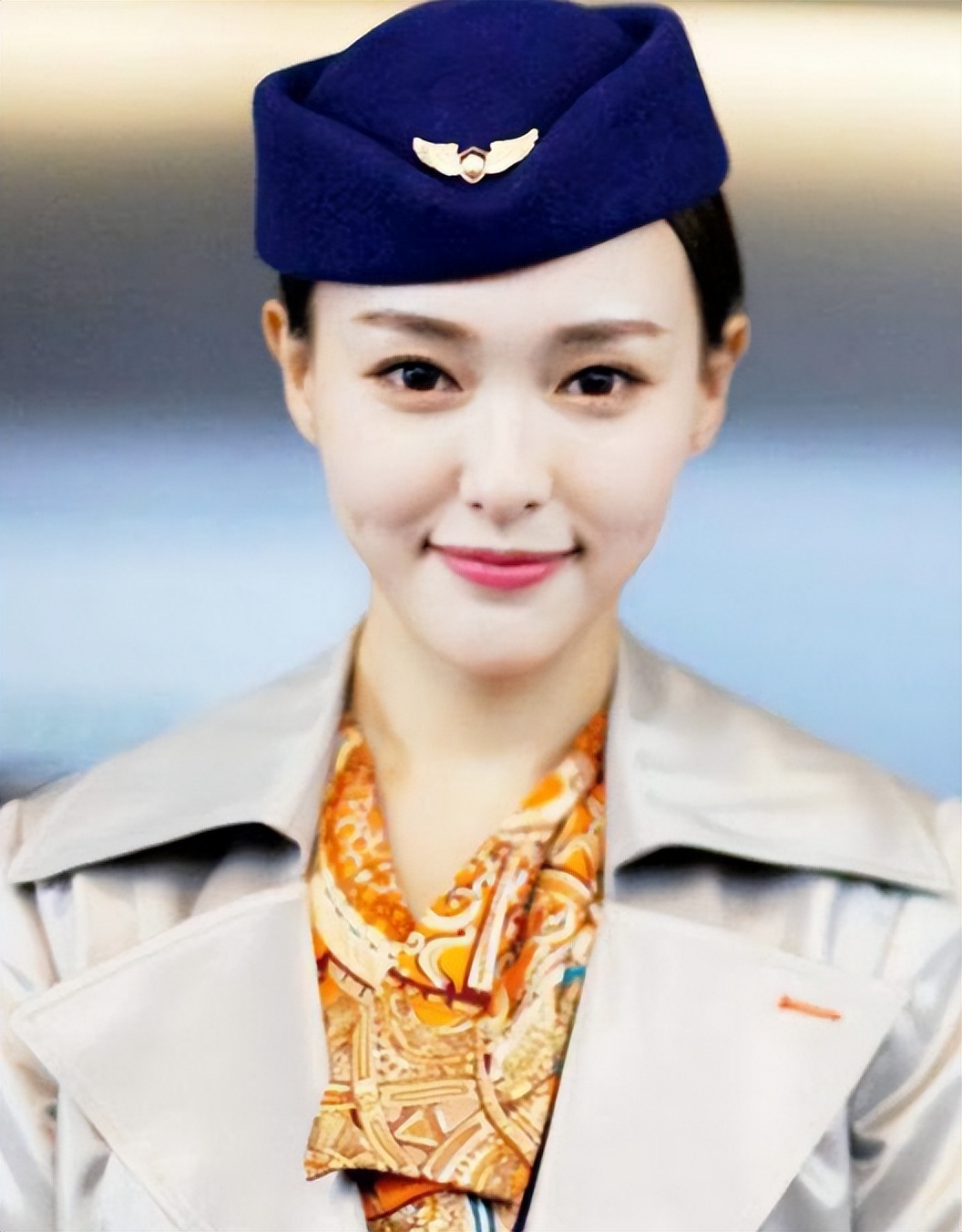 9 actresses wear flight attendant uniforms: Yang Mi is charming, Liu ...