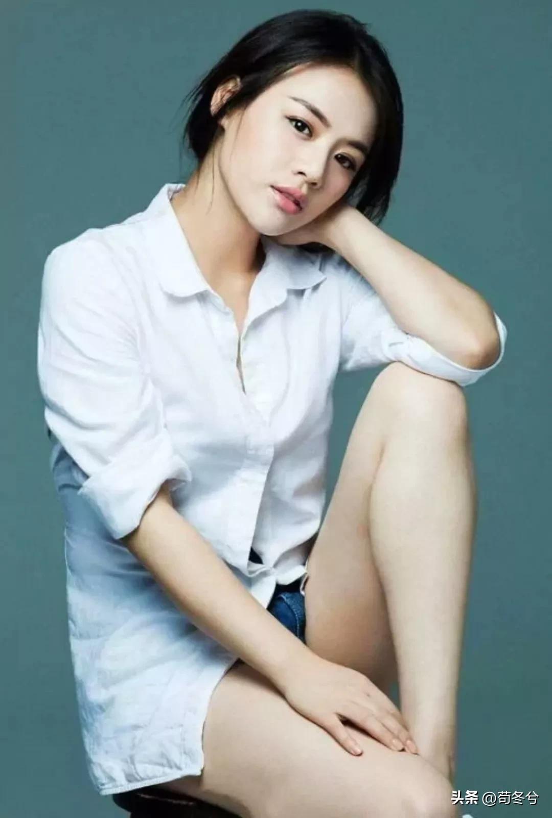 Female star atlas - iNEWS