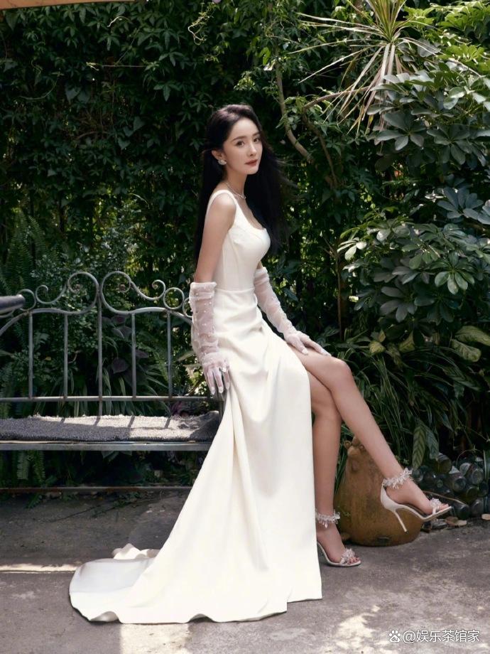 Be the first to see! Yang Mi's latest beauty photo exposure stunning ...