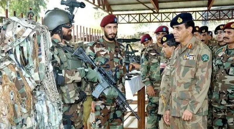 AK replacement?CW39 – New Roller Delayed Blowback Rifle from Pakistan ...