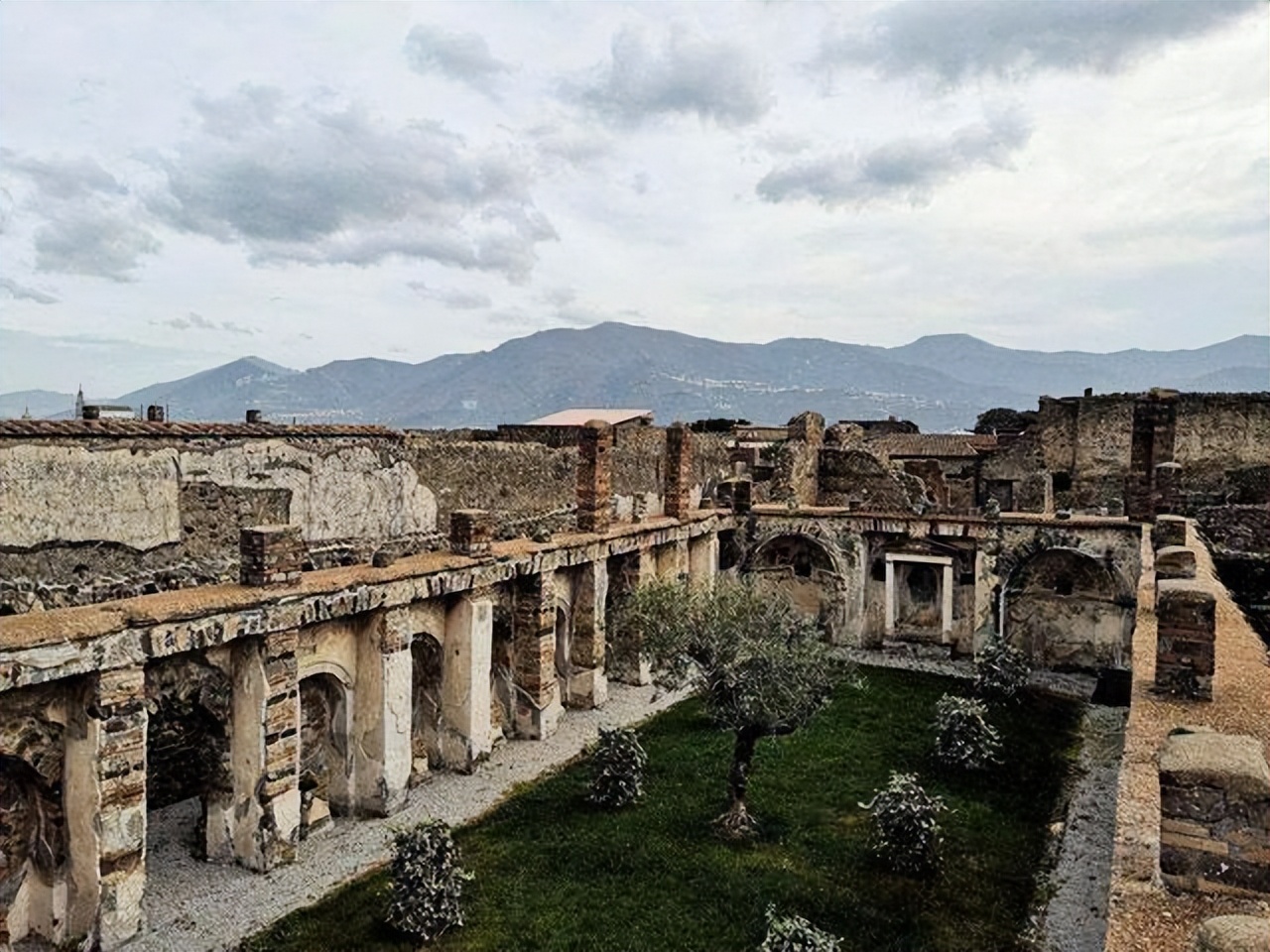 A Brief Analysis of Cypselus Appointed as Polymarchus through Election ...