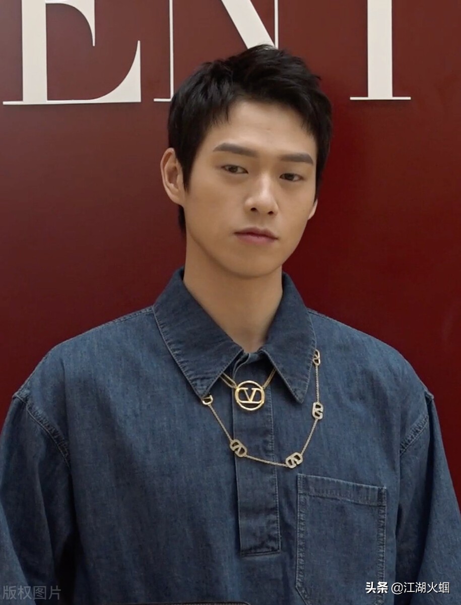 Gossip: Tang Yan, Wei Daxun, Zhang Ruoyun, Song Zuer, Ren Min, Zhang ...