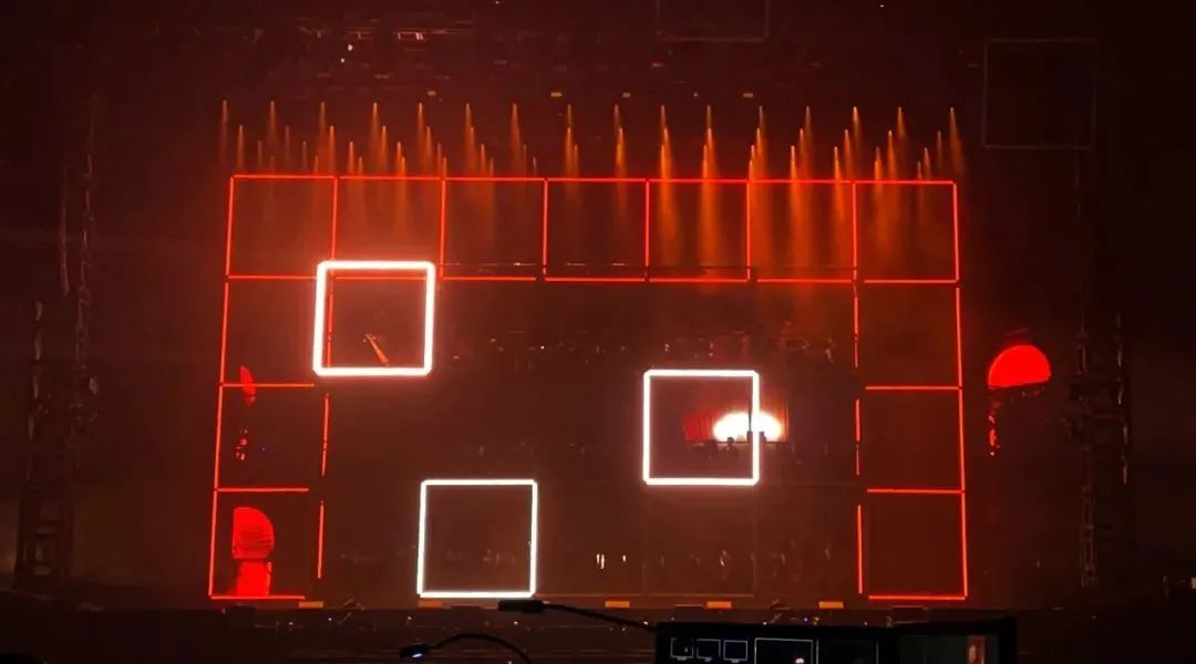 Heavenly King Jacky Cheung is back! World-class audio and lighting ...