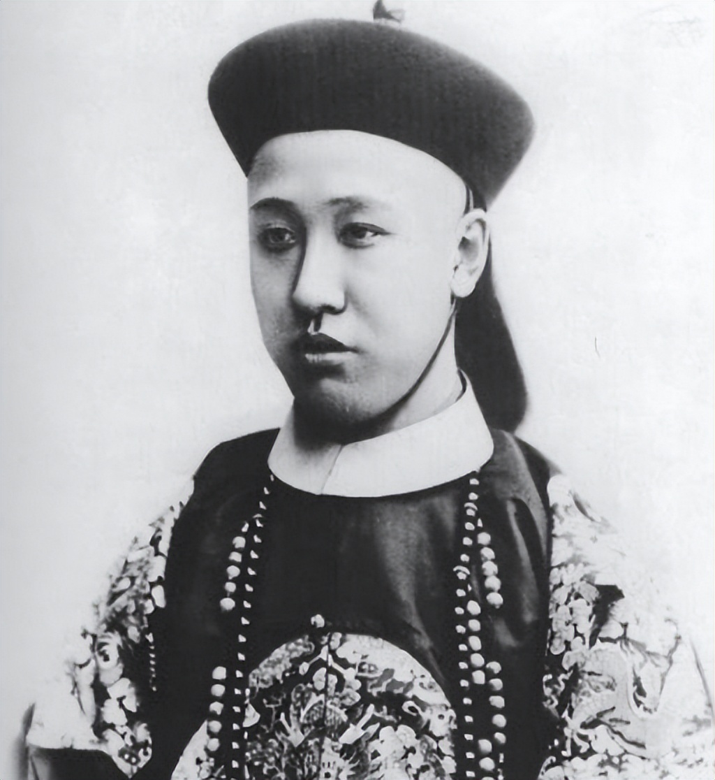 Wang Jingwei's wife, Chen Bijun, was arrested, did not recognize her ...