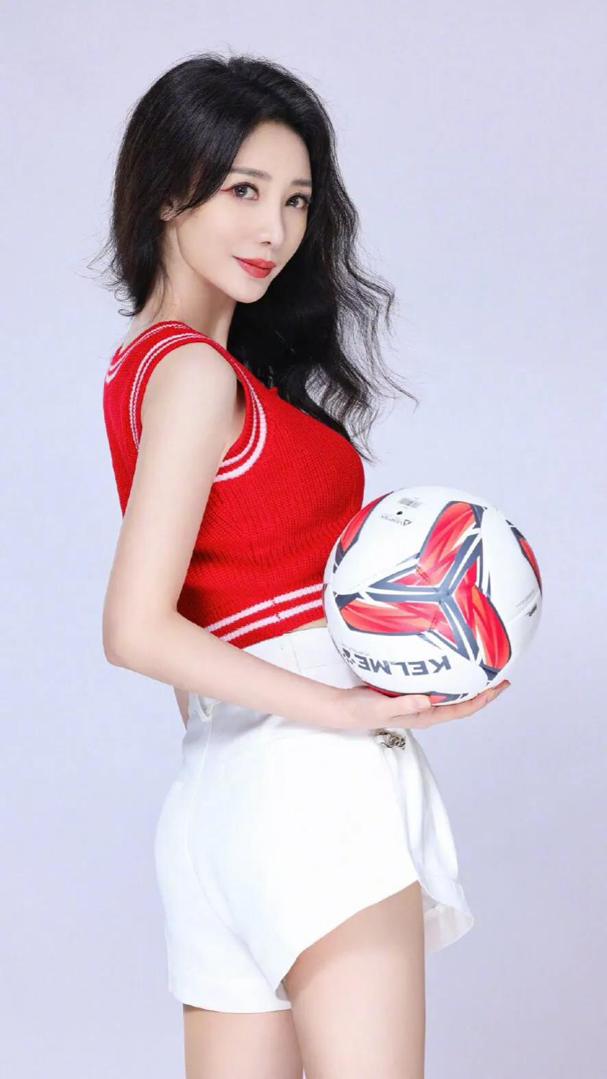 Liu Yan - iNEWS