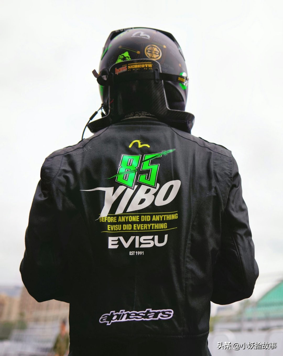 Who wouldn't be moved by Wang Yibo's racing photos? The coolness of ...