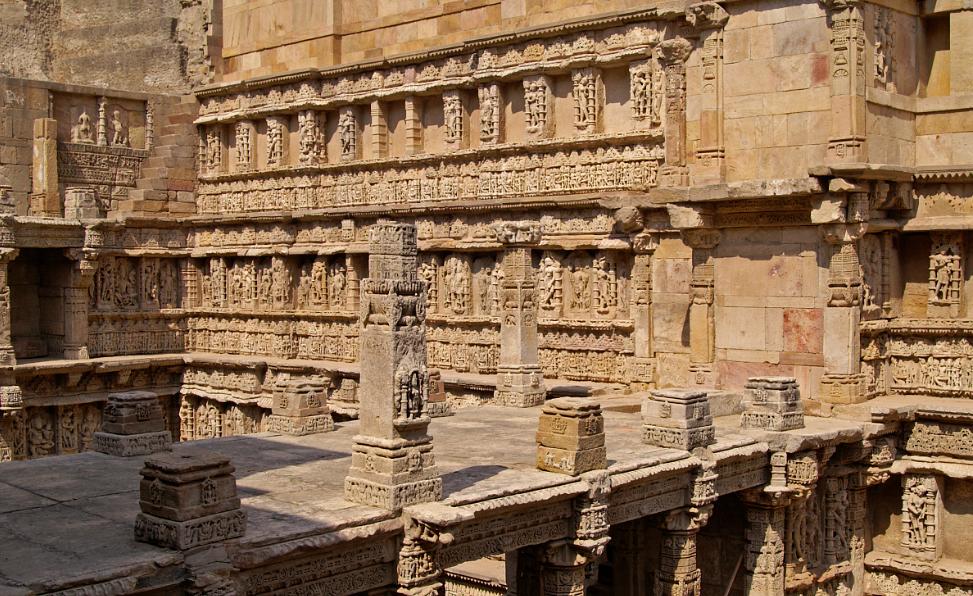 On the development of writing in ancient India and its influence on ...