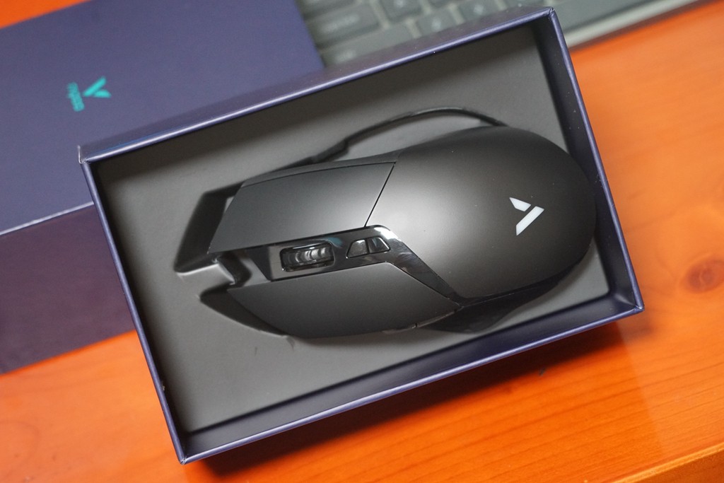 160 hours of super battery life + wireless dual-mode connection, Rapoo ...