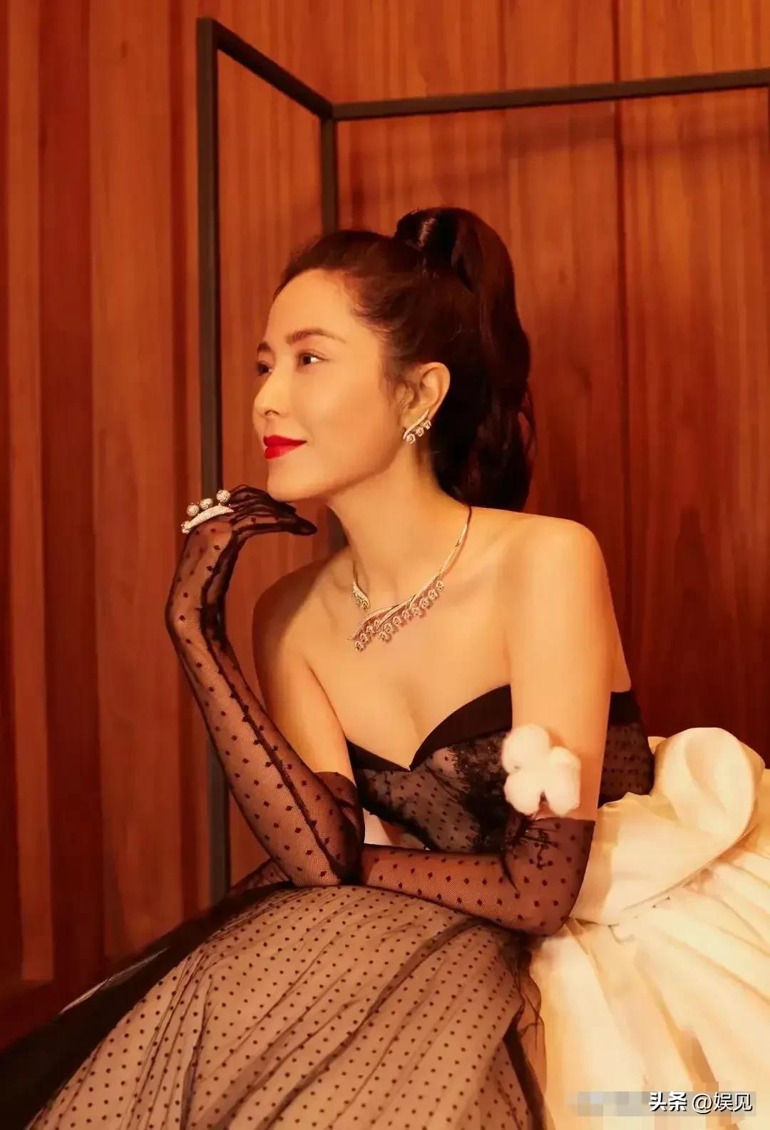 Zeng Li, graceful - iNEWS