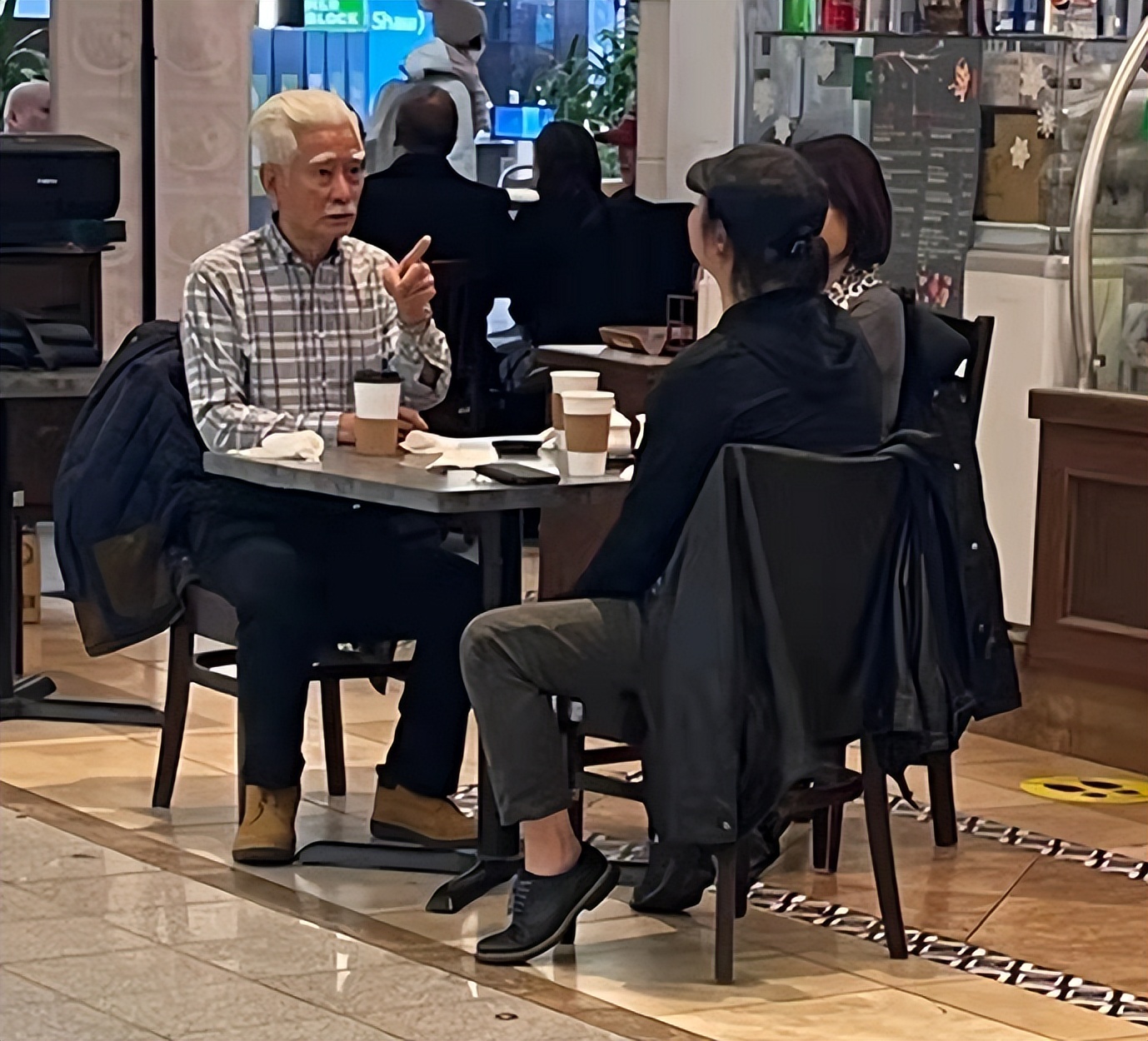 75-year-old Kaohsiung appeared in Chengdu!I haven't seen Liang Xiaolong ...