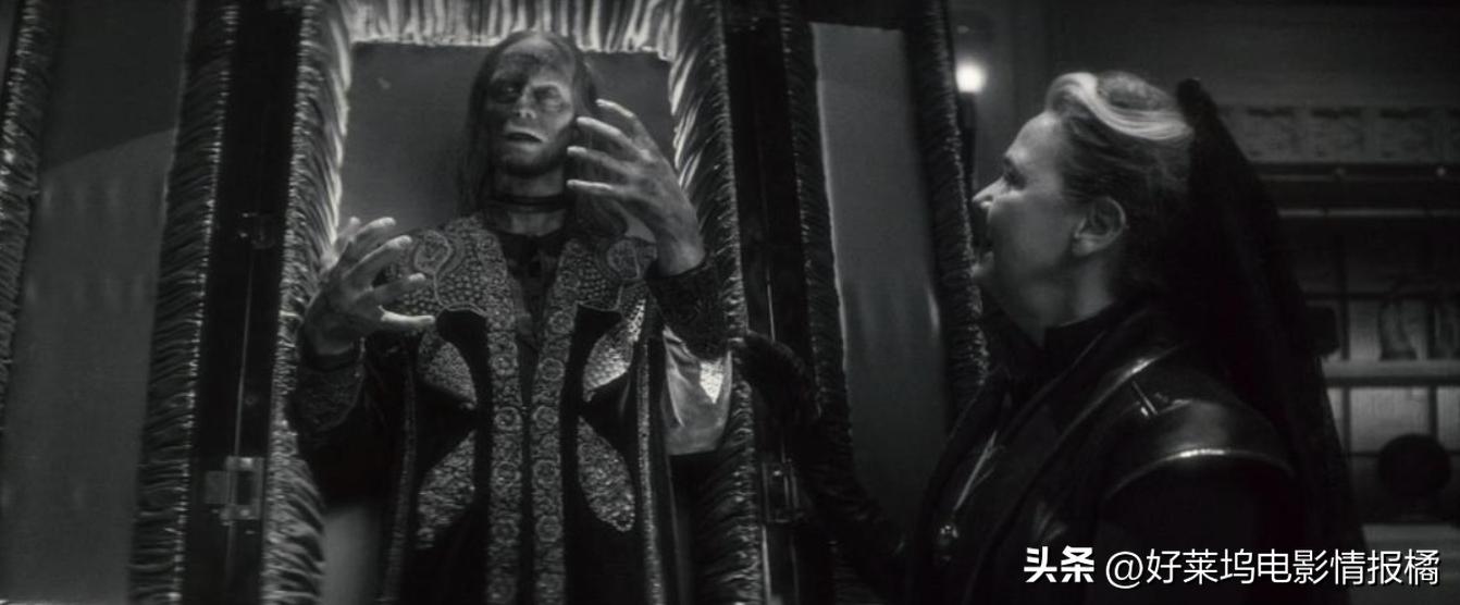 Are there easter eggs in the mural at the beginning of Marvel's ...