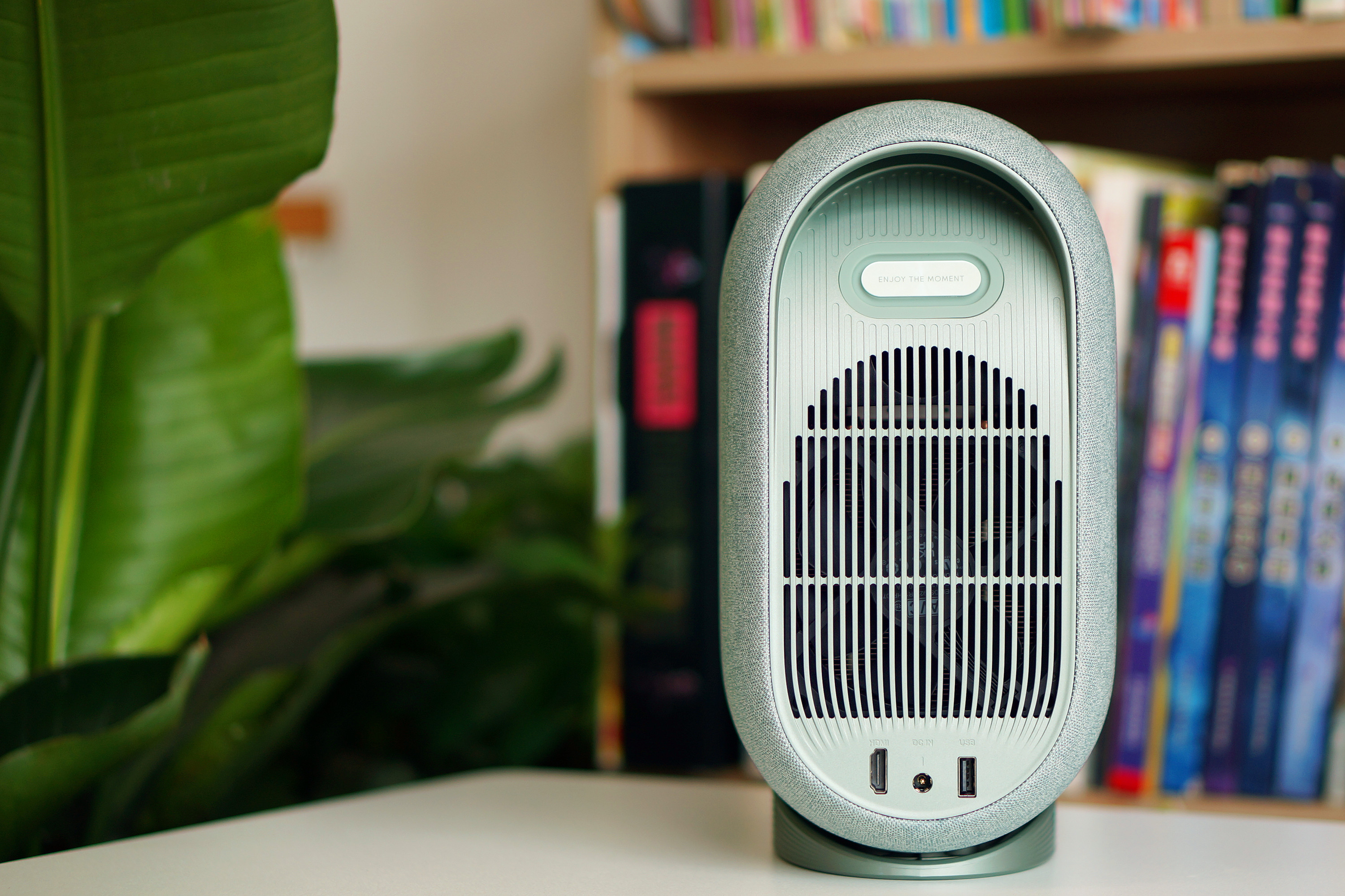 The strongest hexagonal fighter in the thousand-yuan home projector ...