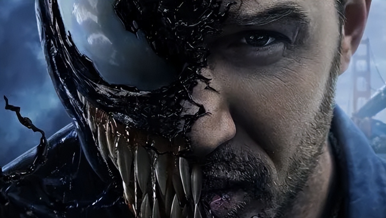 How to analyze the connection between the protagonist's split ...