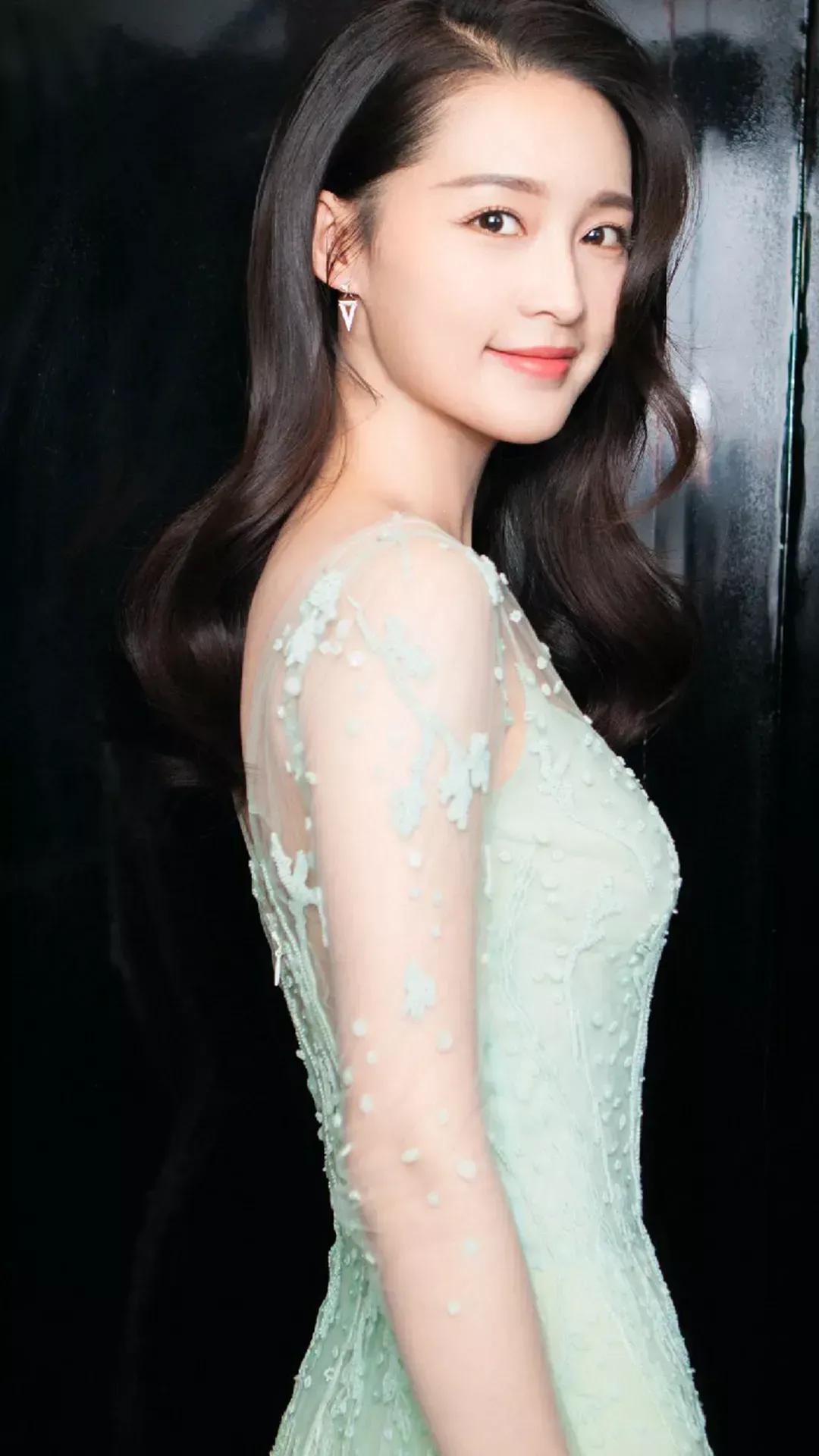 Bai Xueyang's Spring Biography of Chen Yuanyuan - iNEWS