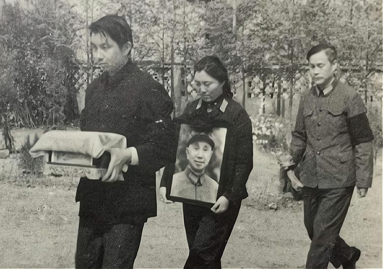 When Su Yu passed away, Song Shilun came to express his condolences ...