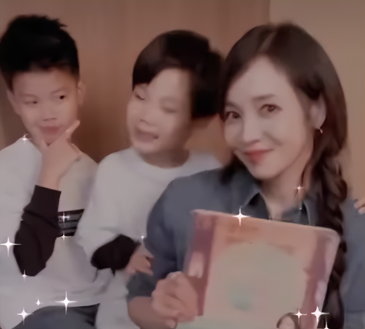 Jay Chou's ex-girlfriend Patty Hou publishes a children's book and ...