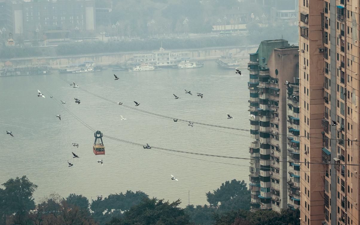 Yangtze River Cableway: A Miracle Bridge Connecting Both Sides - iNEWS