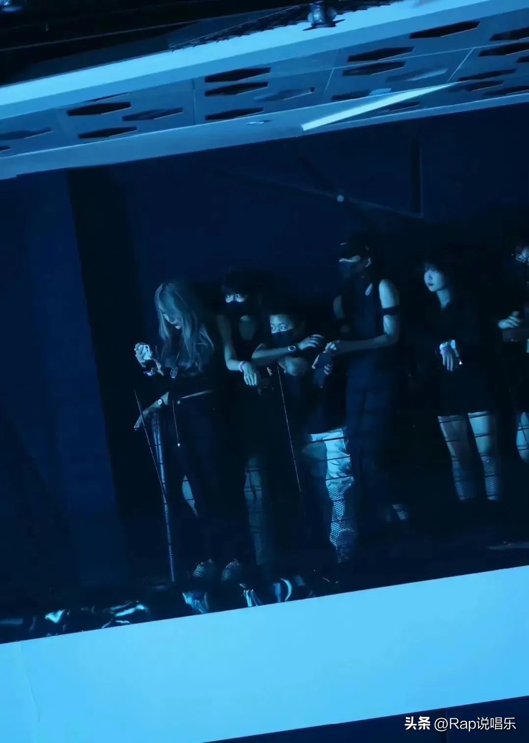 Naiwan's post to sneer at Cappar?The enviable "father and grandson love ...