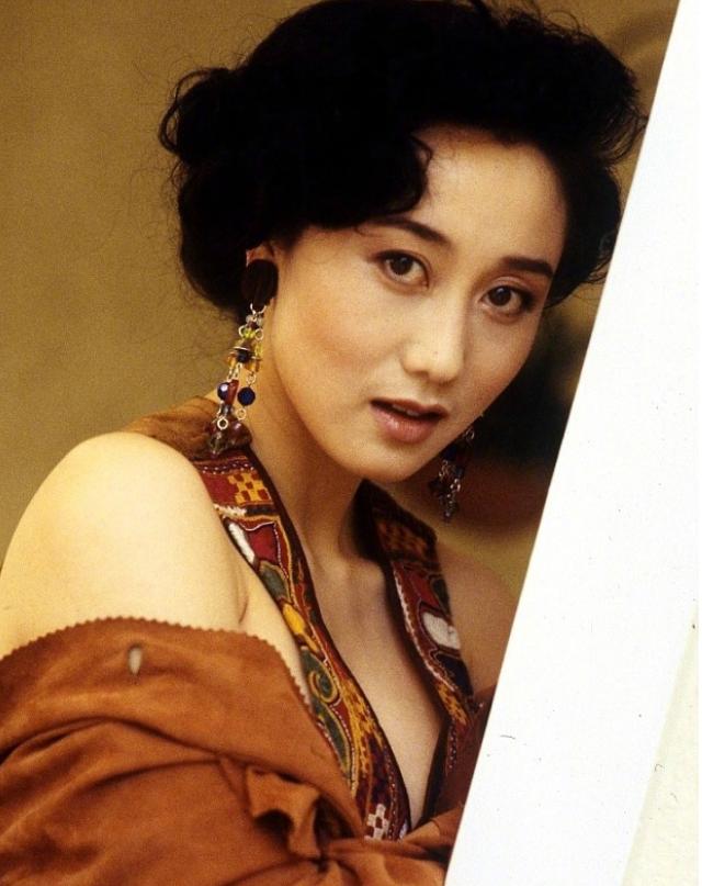 Li Zhi: One of the four stunners in Hong Kong, a woman who the gambling ...