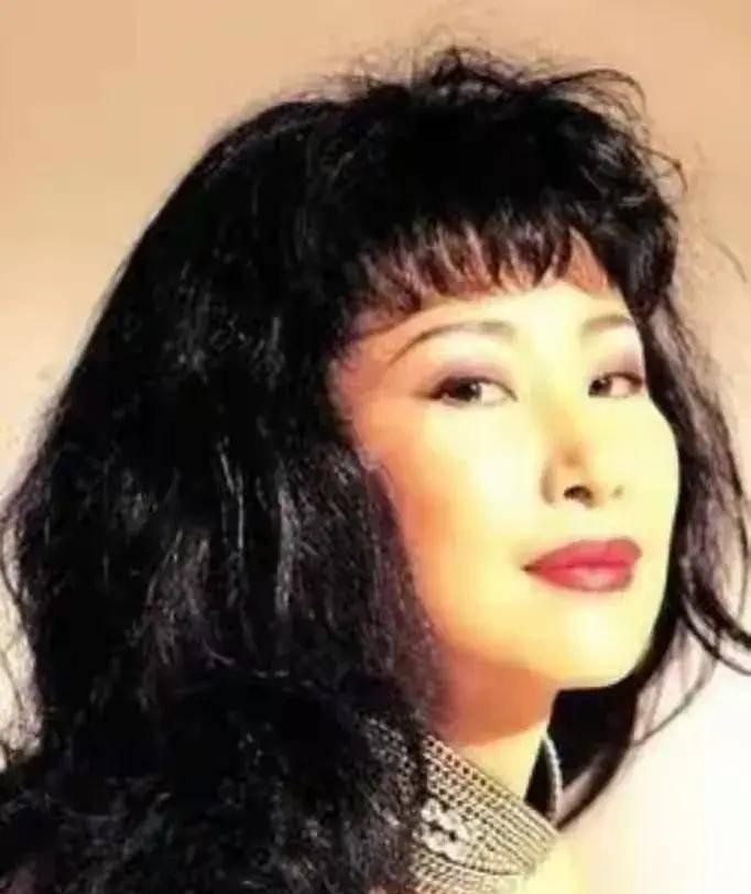 Hong Kong's "Three-level Queen" Li Huayue has made 11 three-level films ...