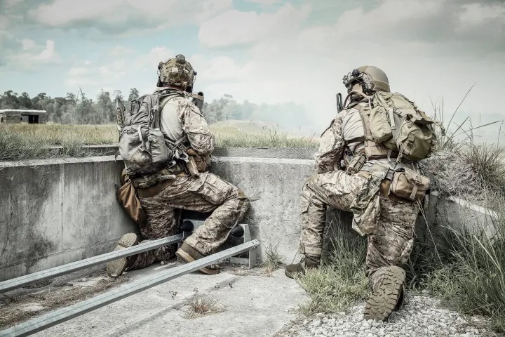 If soldiers change magazines on the battlefield, do they throw them ...