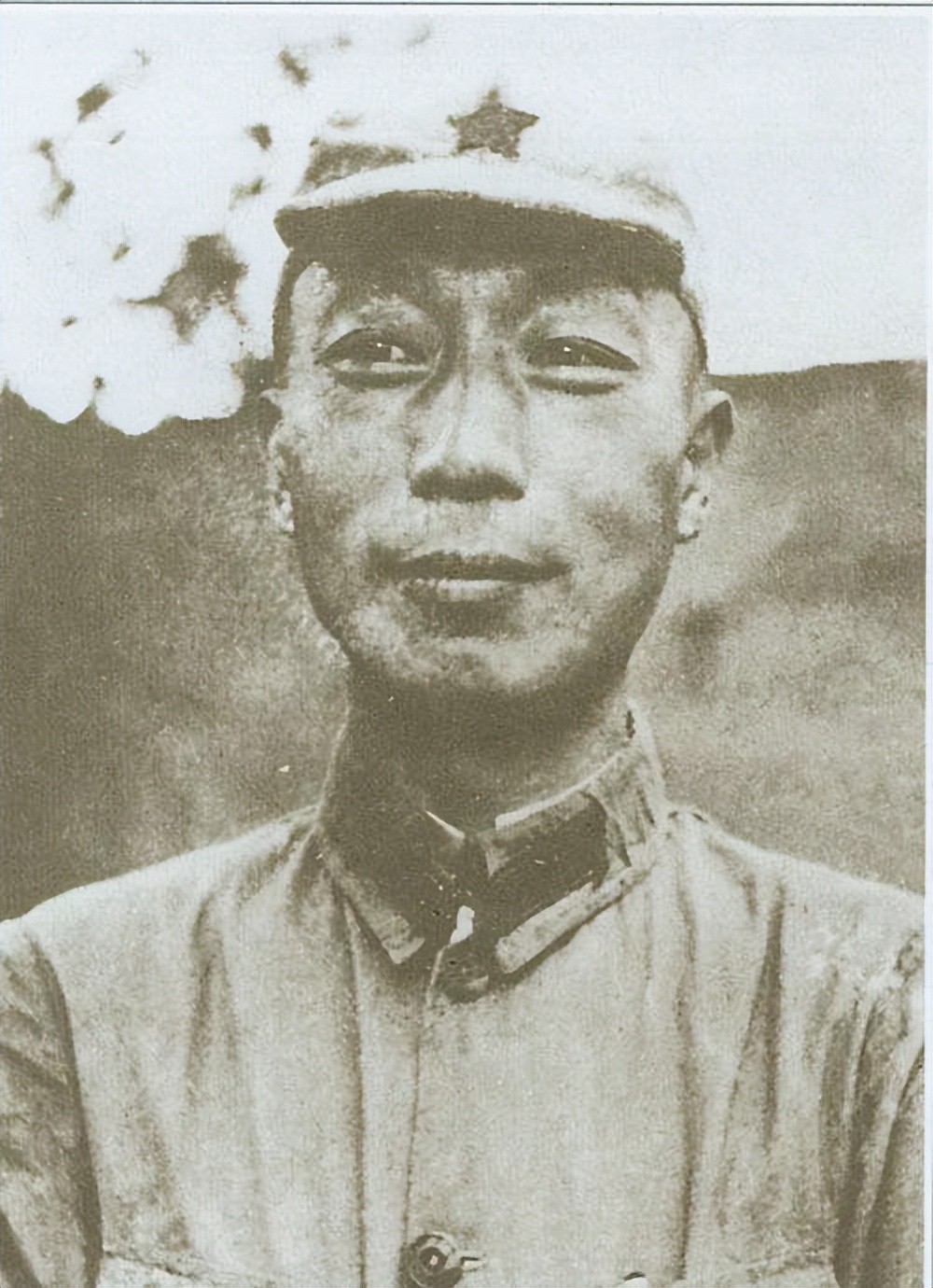 Nie Rongzhen is going to inspect the company with Yang Dezhi, Yang ...