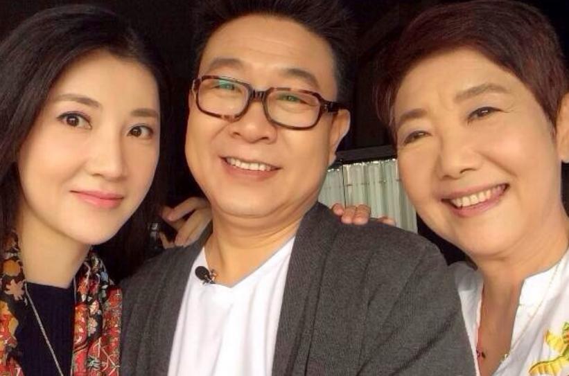 Zhang Heping, a 48-year-old Guangzhou actor, fell in love with a ...