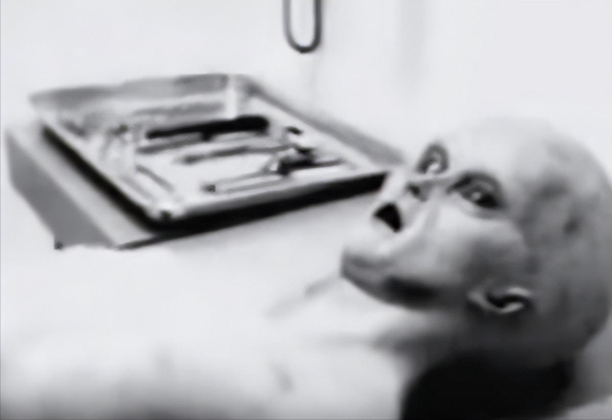 Do aliens really exist?Restore the process of dissecting aliens, the ...