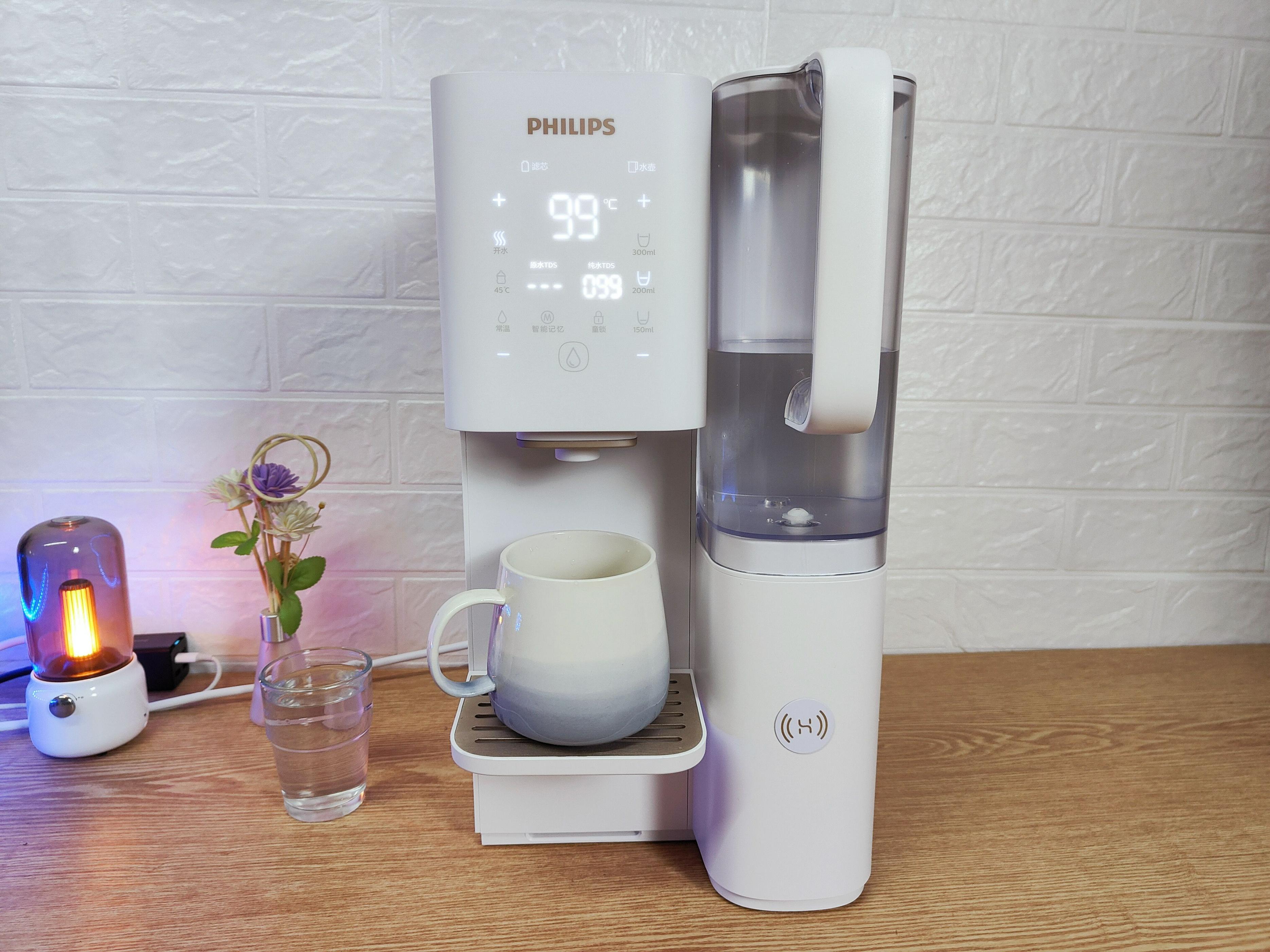 It can be heated in three seconds to purify and mineralize water ...