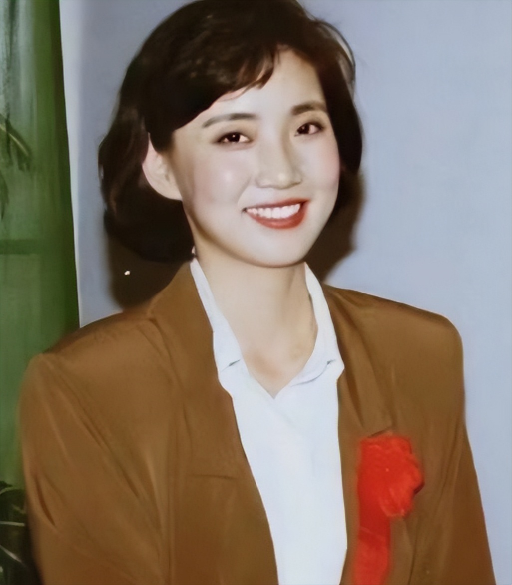 Li Xiuping, who used to be the most American face on CCTV, married a ...