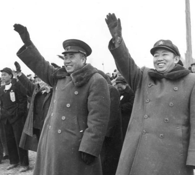 The Red Army has two commander-in-chiefs and three general political ...