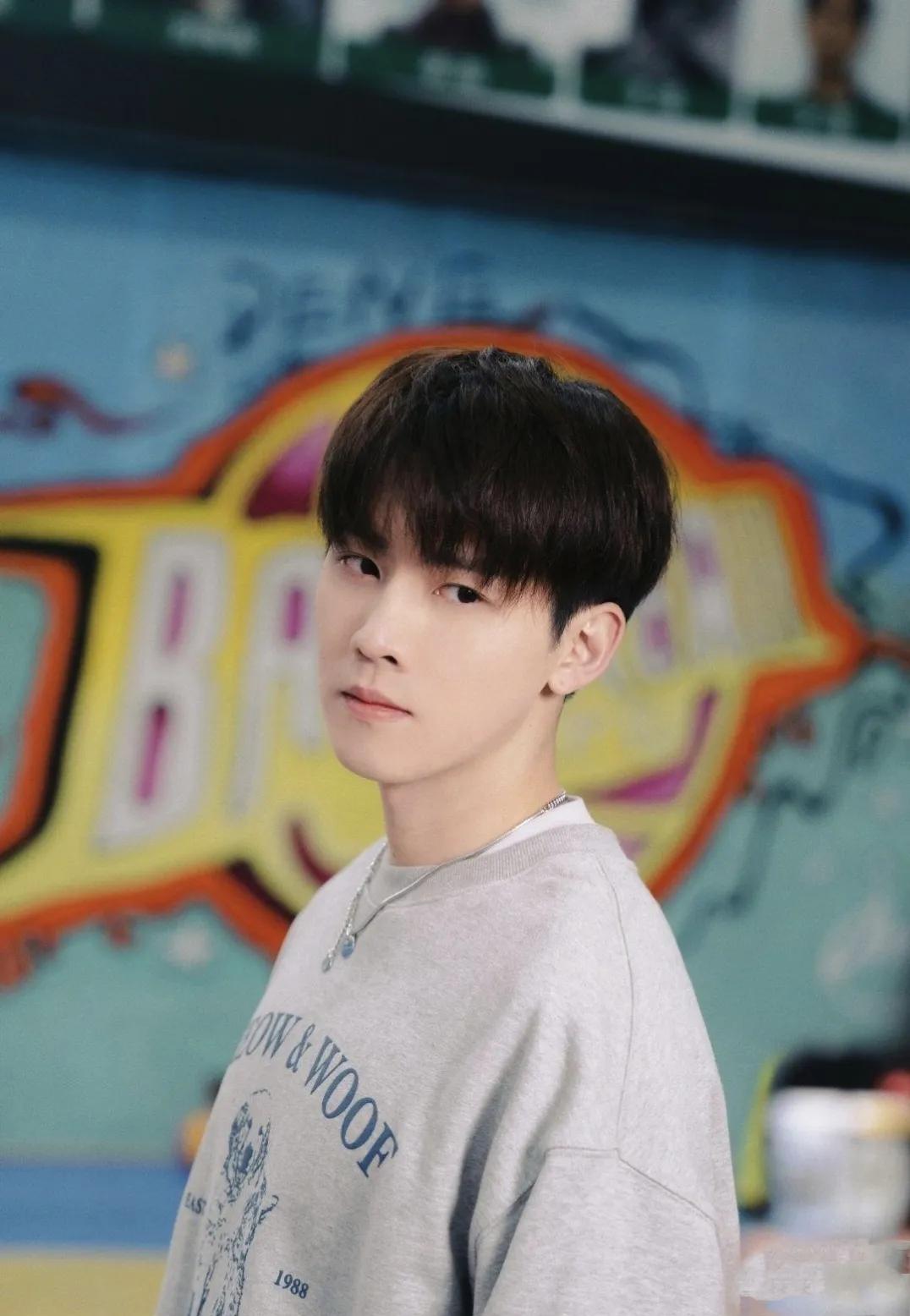 Ren Hao posted a new news, which caused a lot of ridicule, but this ...