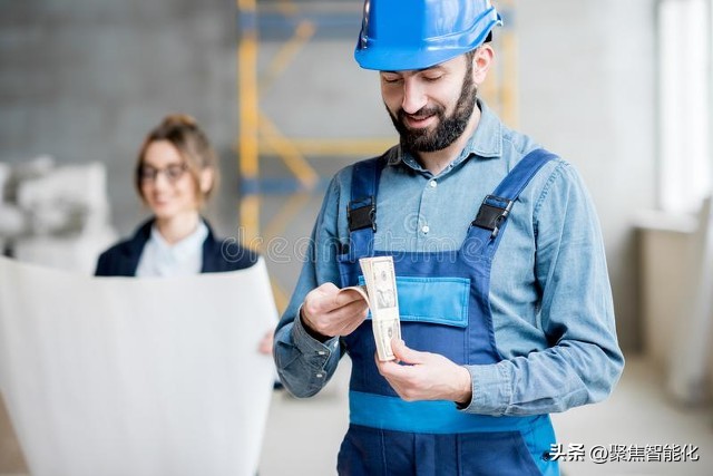 Workplace: What is the difference between back office and clerk? - iMedia