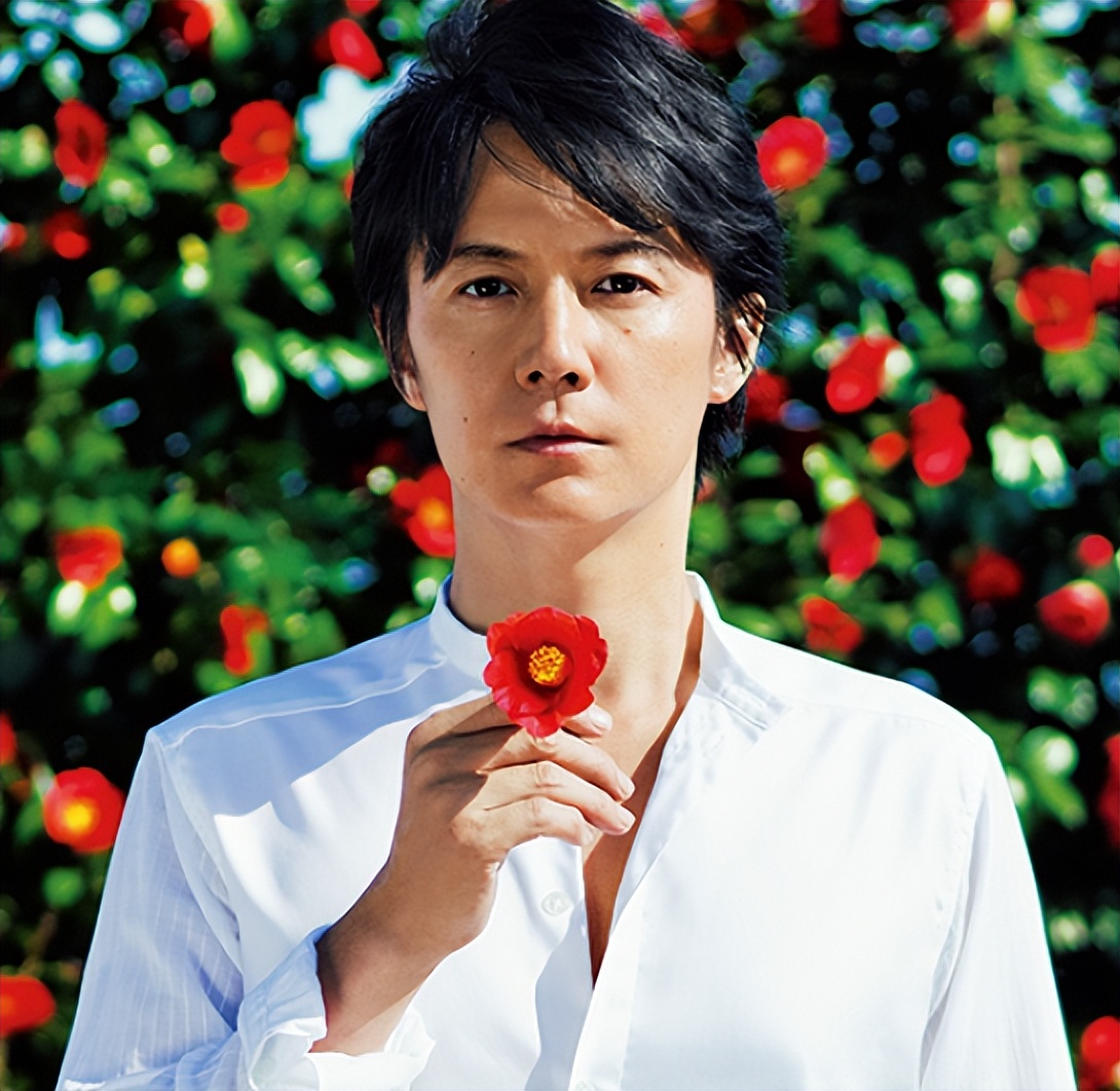 Who is the most popular Japanese male and female singer? - iNEWS