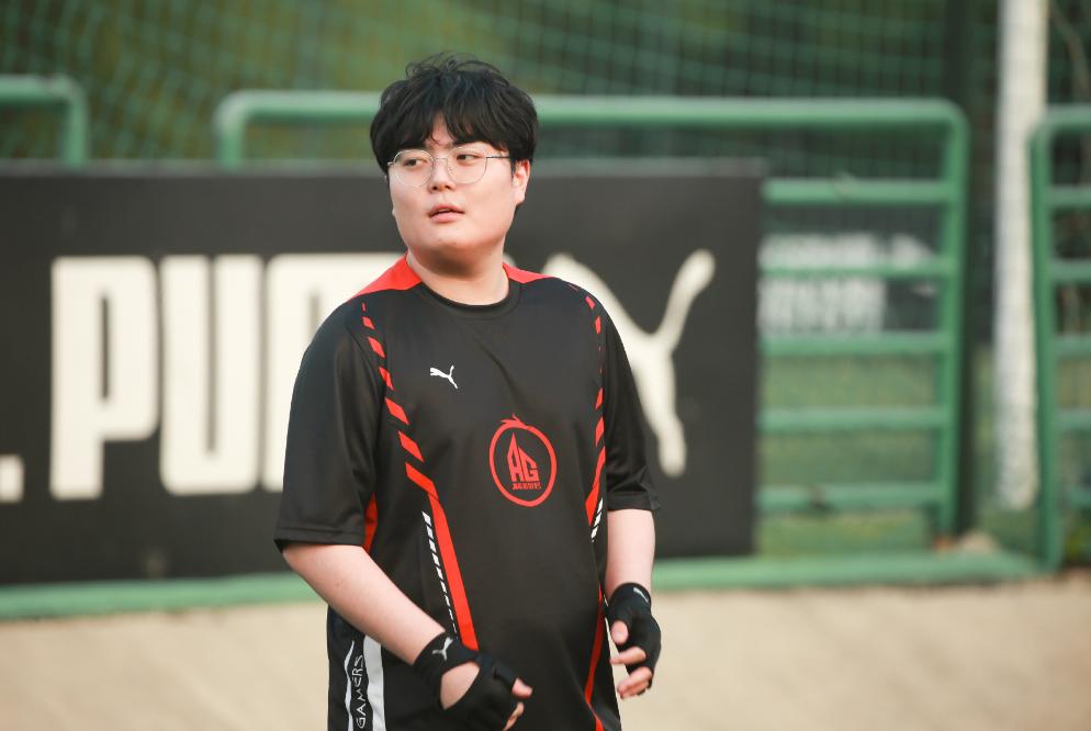 AG was humiliated by XYG's youth training, Yinuo was trained by Jingze's army, Yun Li Aisi's ...