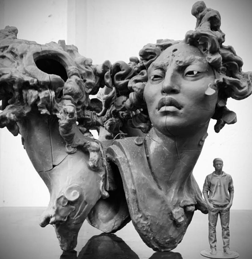 Javier Marin is so expressive!Spectacular and mysterious sculpture - iNEWS